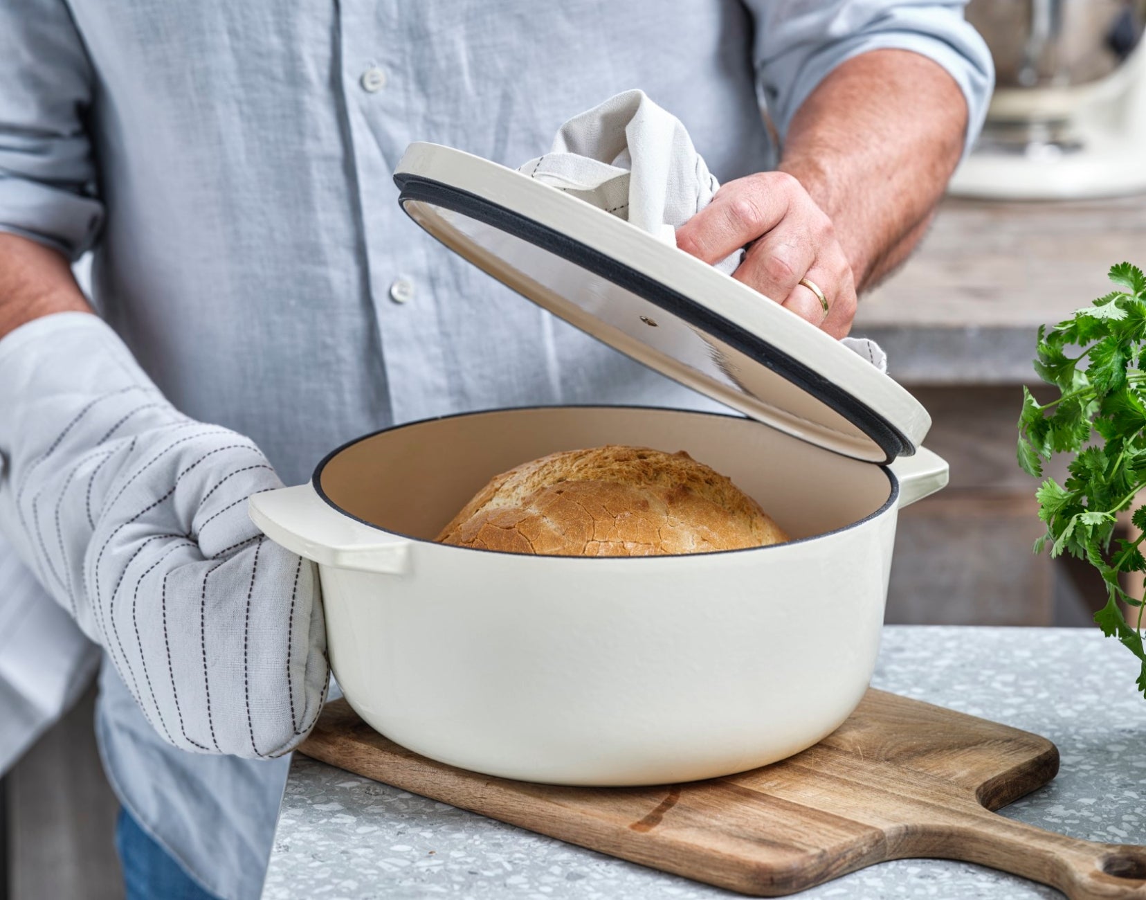 Non-stick casserole 26cm ceramic coated Onyx Black | KitchenAid