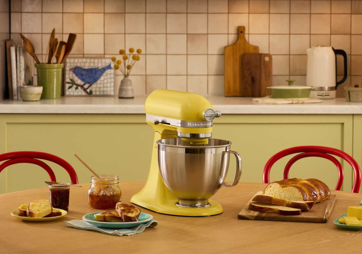 Artisan Tilt-Head Stand Mixer - Butter KSM195 | KitchenAid Australia